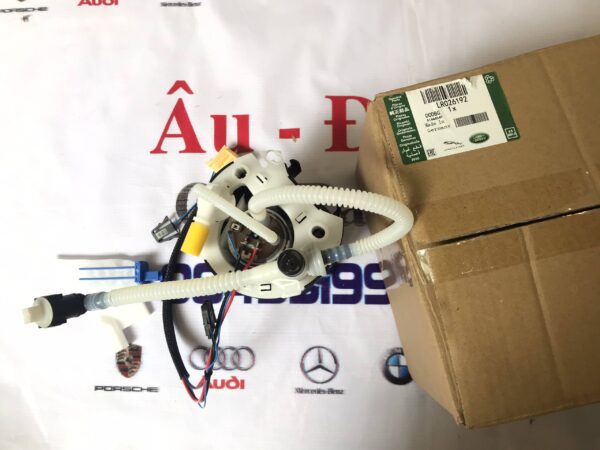 Bơm xăng xe Land Rover Range Rover Evoque 2.0 - LR026192 - Phụ tùng ô ...